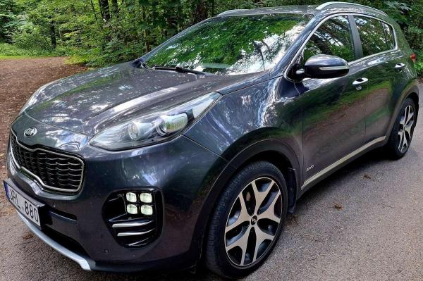 Pelēks Kia Sportage 2017 Viļņa, ar dzinēja tilpumu 2.00 L un nobraukumu 128 tūkst. km par 16500 €, foto 1 vietnē AUTOMOTO.COM.LV
