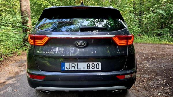 Pelēks Kia Sportage 2017 Viļņa, ar dzinēja tilpumu 2.00 L un nobraukumu 128 tūkst. km par 16500 €, foto 4 vietnē AUTOMOTO.COM.LV
