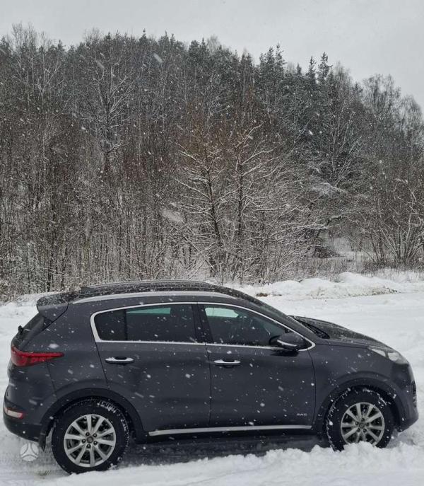 Pelēks Kia Sportage 2017 Viļņa, ar dzinēja tilpumu 2.00 L un nobraukumu 128 tūkst. km par 16500 €, foto 9 vietnē AUTOMOTO.COM.LV
