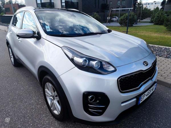 Grey Kia Sportage 2017 in Kaunas, with an engine capacity of 1.69 L and mileage of 190 thousand km for 10650 €, photo 3 on AUTOMOTO.COM.LV