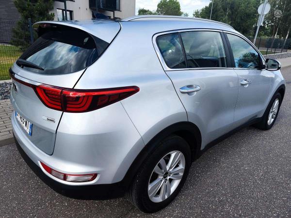 Grey Kia Sportage 2017 in Kaunas, with an engine capacity of 1.69 L and mileage of 190 thousand km for 10650 €, photo 6 on AUTOMOTO.COM.LV