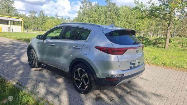Pelēks Kia Sportage 2017 Radviliškis, ar dzinēja tilpumu 2.00 L un nobraukumu 227 tūkst. km par 10050 €, foto 3 vietnē AUTOMOTO.COM.LV