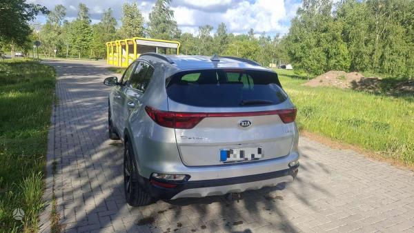Pelēks Kia Sportage 2017 Radviliškis, ar dzinēja tilpumu 2.00 L un nobraukumu 227 tūkst. km par 10050 €, foto 5 vietnē AUTOMOTO.COM.LV