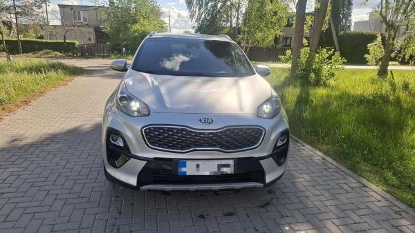 Pelēks Kia Sportage 2017 Radviliškis, ar dzinēja tilpumu 2.00 L un nobraukumu 227 tūkst. km par 10050 €, foto 6 vietnē AUTOMOTO.COM.LV