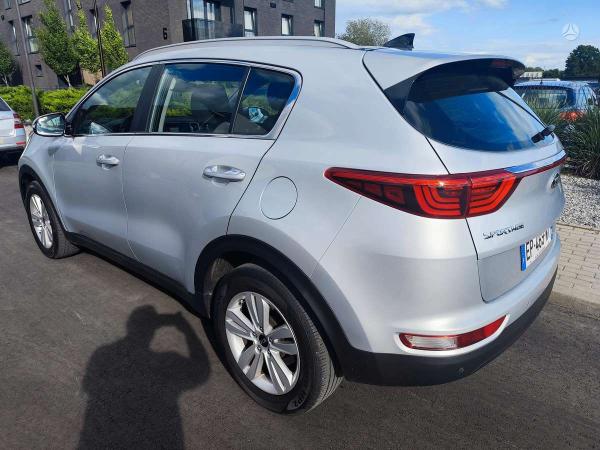 Киа Sportage 2017 в Каунас на AUTOMOTO.COM.LV Серый Киа Sportage 2017 в Каунас, объемом двигателя 1.69 л и пробегом 190 тыс. км за 9999 €, фото 7 на AUTOMOTO.COM.LV