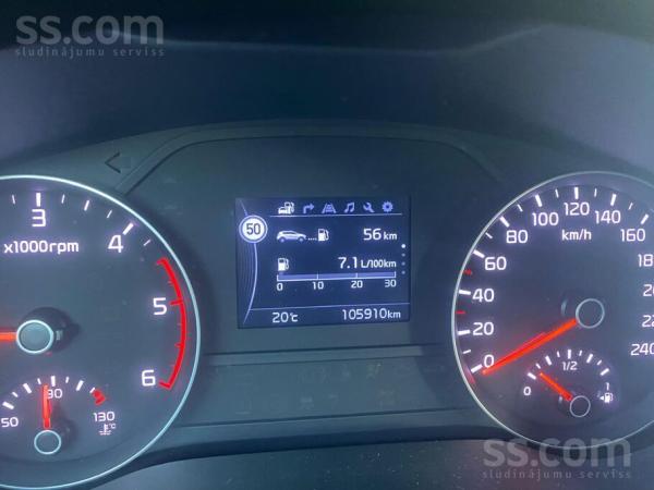Серый Киа Sportage 2017 в Рига, объемом двигателя 1.70 л и пробегом 106 тыс. км за 12000 €, фото 7 на AUTOMOTO.COM.LV
