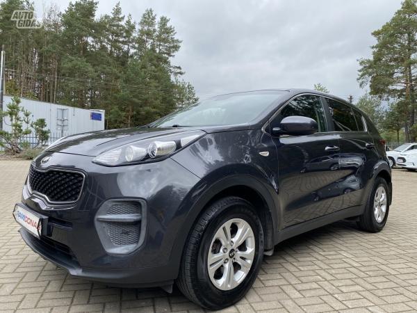 Kia Sportage 2017 in Sveicarija on AUTOMOTO.COM.LV Grey Kia Sportage 2017 in Sveicarija, with an engine capacity of 1.60 L and mileage of 237 thousand km for 6200 €, photo 1 on AUTOMOTO.COM.LV