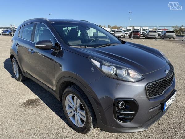 Grey Kia Sportage 2017 in Vilnius, with an engine capacity of 1.60 L and mileage of 200 thousand km for 10499 €, photo 4 on AUTOMOTO.COM.LV
