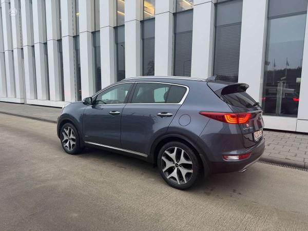 Grey Kia Sportage 2018 in Vilnius, with an engine capacity of 1.59 L and mileage of 119 thousand km for 13499 €, photo 6 on AUTOMOTO.COM.LV