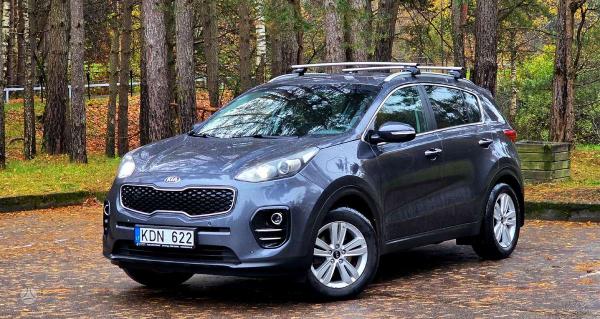 Grey Kia Sportage 2018 in Vilnius, with an engine capacity of 1.59 L and mileage of 189 thousand km for 11900 €, photo 2 on AUTOMOTO.COM.LV