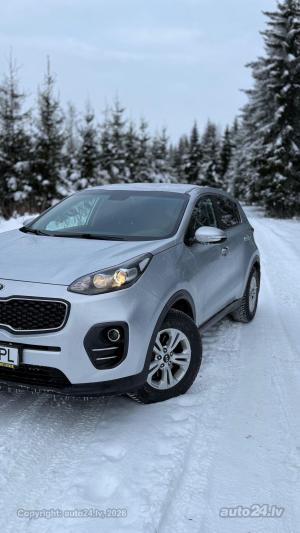 Pelēks Kia Sportage 2018 Jegeva, ar dzinēja tilpumu 1.60 L un nobraukumu 69 tūkst. km par 13999 €, foto 1 vietnē AUTOMOTO.COM.LV