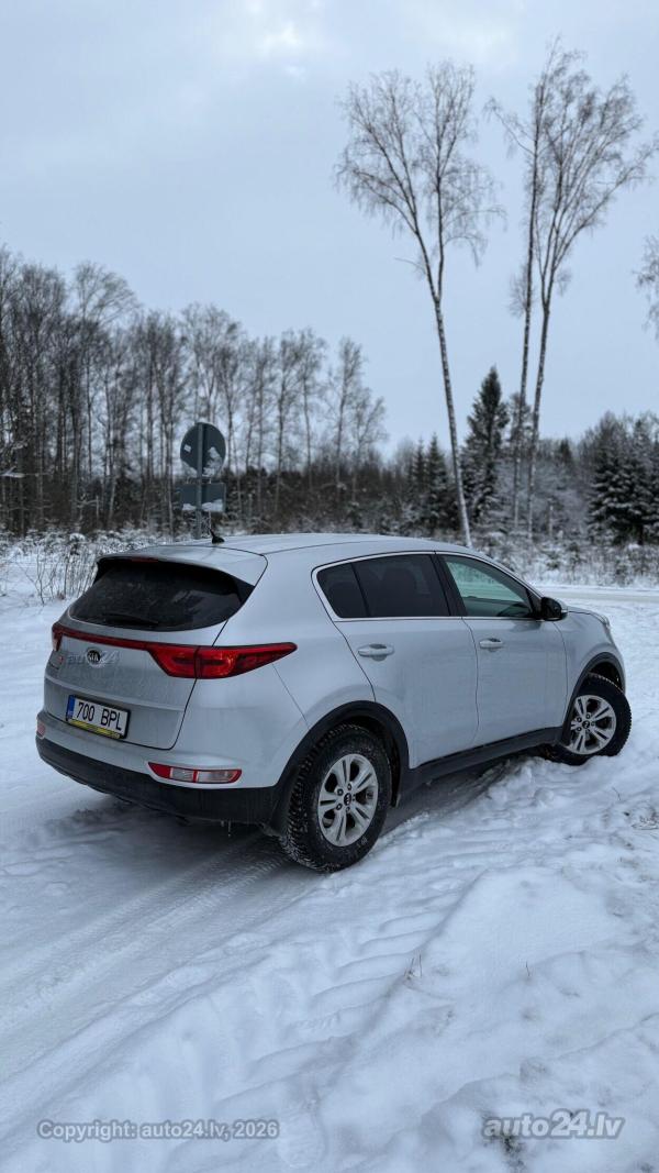 Pelēks Kia Sportage 2018 Jegeva, ar dzinēja tilpumu 1.60 L un nobraukumu 69 tūkst. km par 13999 €, foto 6 vietnē AUTOMOTO.COM.LV