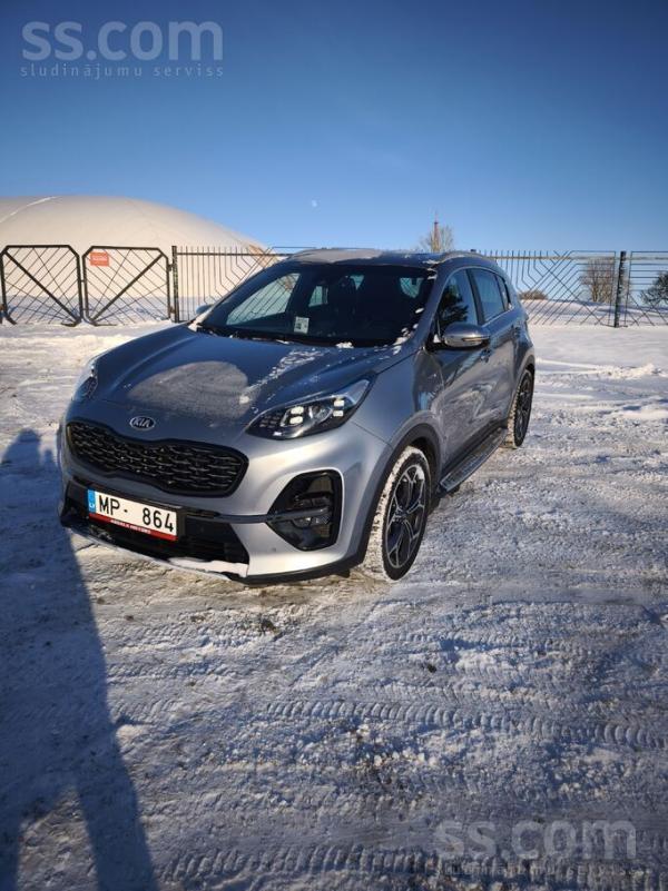 Серый Киа Sportage 2018 в Лиепая, объемом двигателя 1.60 л и пробегом 98 тыс. км за 18300 €, фото 1 на AUTOMOTO.COM.LV