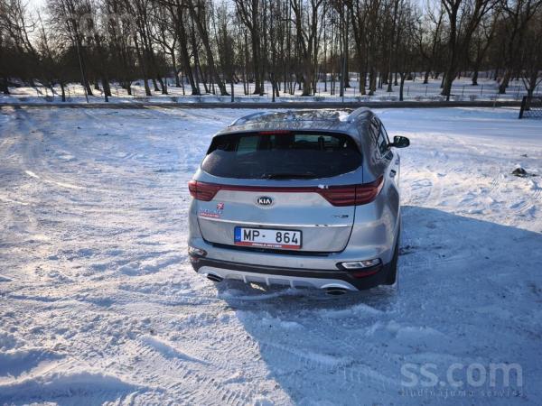 Grey Kia Sportage 2018 in Liepaja, with an engine capacity of 1.60 L and mileage of 98 thousand km for 18300 €, photo 2 on AUTOMOTO.COM.LV