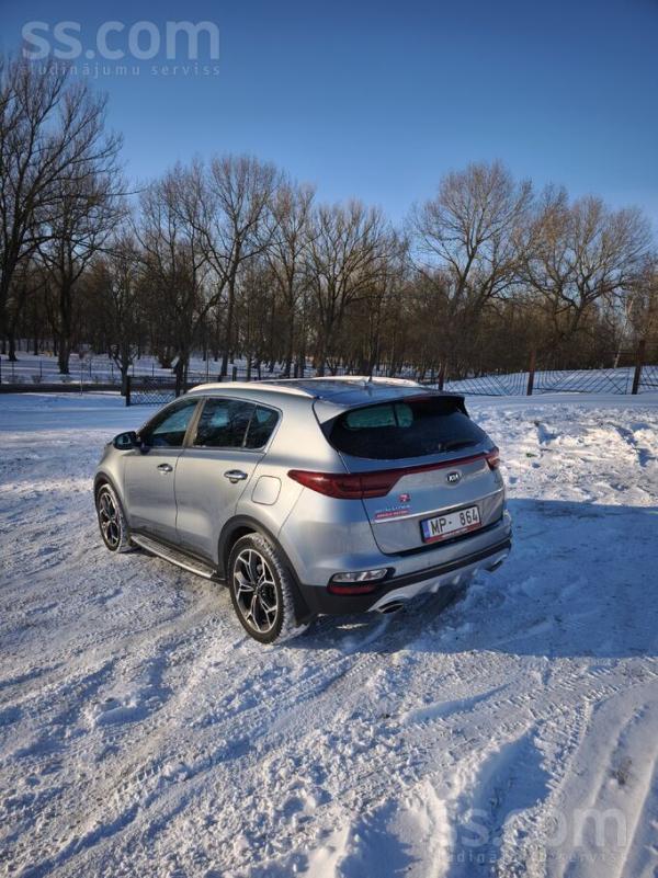 Grey Kia Sportage 2018 in Liepaja, with an engine capacity of 1.60 L and mileage of 98 thousand km for 18300 €, photo 6 on AUTOMOTO.COM.LV