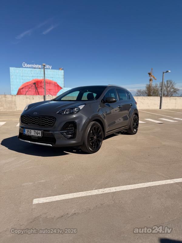Grey Kia Sportage 2018 in Tallinn, with an engine capacity of 1.60 L and mileage of 119 thousand km for 16900 €, photo 10 on AUTOMOTO.COM.LV