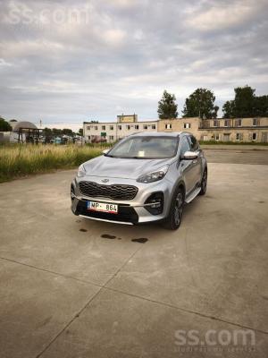 Grey Kia Sportage 2018 in Liepaja, with an engine capacity of 1.60 L and mileage of 102 thousand km for 15990 €, photo  on AUTOMOTO.COM.LV