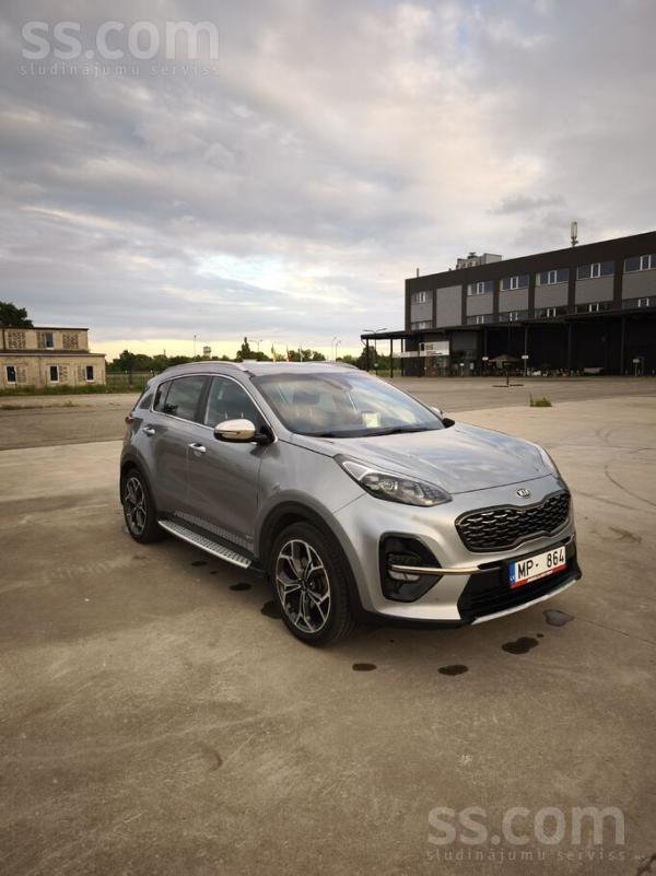 Серый Киа Sportage 2018 в Лиепая, объемом двигателя 1.60 л и пробегом 102 тыс. км за 15990 €, фото 2 на AUTOMOTO.COM.LV