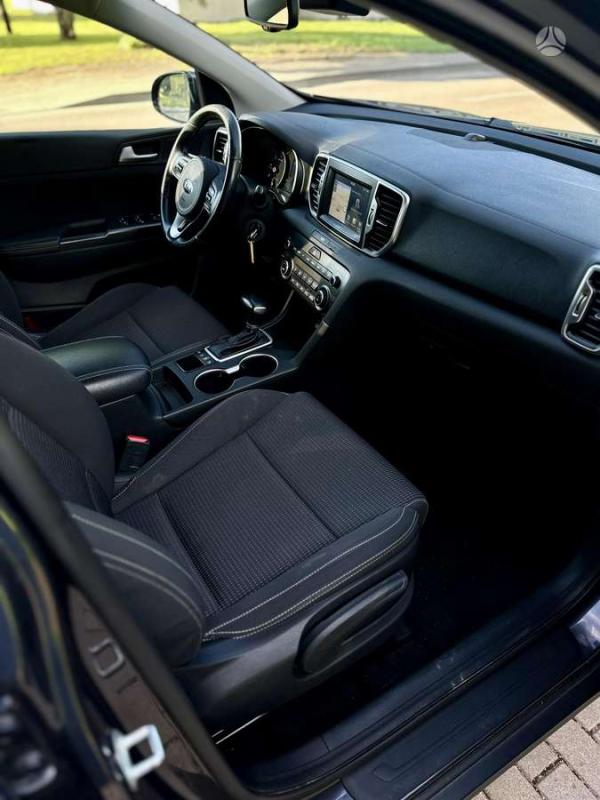 Pelēks Kia Sportage 2018 Tauragė, ar dzinēja tilpumu 1.69 L un nobraukumu 186 tūkst. km par 11700 €, foto 10 vietnē AUTOMOTO.COM.LV