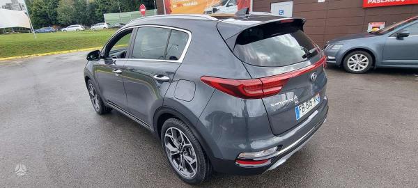 Grey Kia Sportage 2018 in Taurage, with an engine capacity of 1.60 L and mileage of 127 thousand km for 13500 €, photo 5 on AUTOMOTO.COM.LV