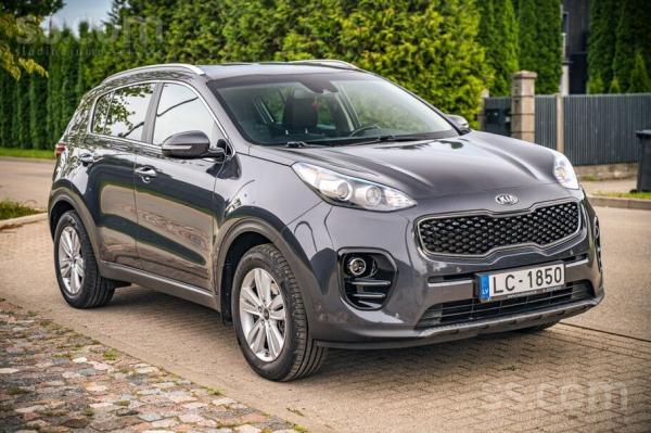 Серый Киа Sportage 2018 в Рига, объемом двигателя 1.70 л и пробегом 180 тыс. км за 8990 €, фото 3 на AUTOMOTO.COM.LV