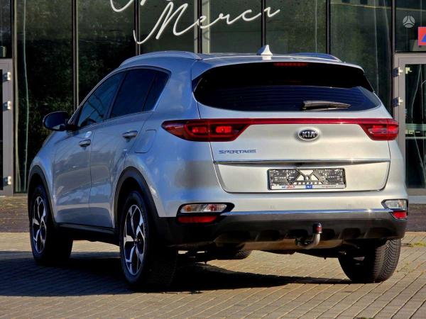 Pelēks Kia Sportage 2018 Šauļi, ar dzinēja tilpumu 1.59 L un nobraukumu 126 tūkst. km par 12950 €, foto 8 vietnē AUTOMOTO.COM.LV