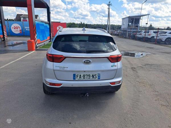 Kia Sportage 2018 Tauragė vietnē Pelēks Kia Sportage 2018 Tauragė, ar dzinēja tilpumu 1.69 L un nobraukumu 159 tūkst. km par 10300 €, foto 4 vietnē AUTOMOTO.COM.LV