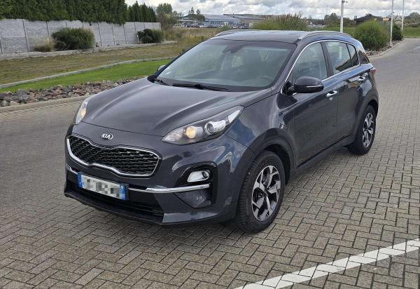 Grey Kia Sportage 2018 in Taurage, with an engine capacity of 1.60 L and mileage of 143 thousand km for 9900 €, photo 4 on AUTOMOTO.COM.LV