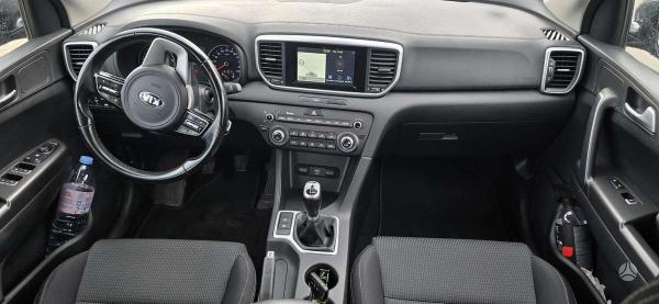 Grey Kia Sportage 2018 in Taurage, with an engine capacity of 1.60 L and mileage of 143 thousand km for 9900 €, photo 10 on AUTOMOTO.COM.LV