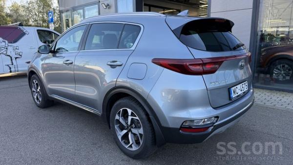 Pelēks Kia Sportage 2018 Rīga, ar dzinēja tilpumu 1.60 L un nobraukumu 120 tūkst. km par 12900 €, foto 4 vietnē AUTOMOTO.COM.LV