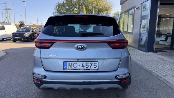 Серый Киа Sportage 2018 в Рига, объемом двигателя 1.60 л и пробегом 120 тыс. км за 12900 €, фото 4 на AUTOMOTO.COM.LV