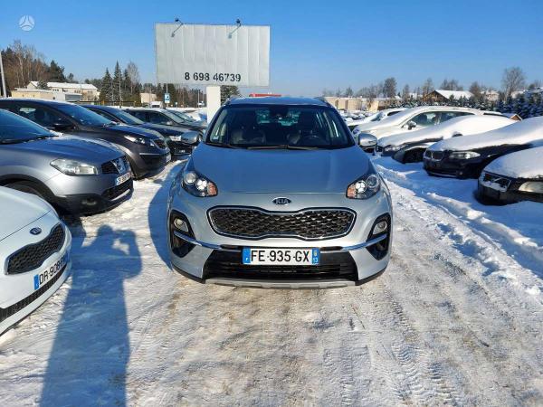 Grey Kia Sportage 2019 in Utena, with an engine capacity of 1.60 L and mileage of 163 thousand km for 12700 €, photo 1 on AUTOMOTO.COM.LV