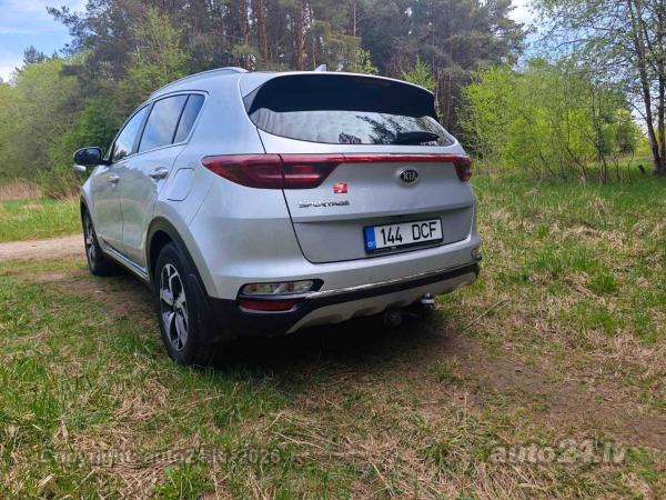 Pelēks Kia Sportage 2019 Tallina, ar dzinēja tilpumu 1.60 L un nobraukumu 75 tūkst. km par 21490 €, foto 10 vietnē AUTOMOTO.COM.LV