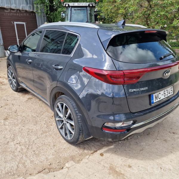 Grey Kia Sportage 2019 in Liepaja, with an engine capacity of 1.60 L and mileage of 74 thousand km for 14800 €, photo 5 on AUTOMOTO.COM.LV