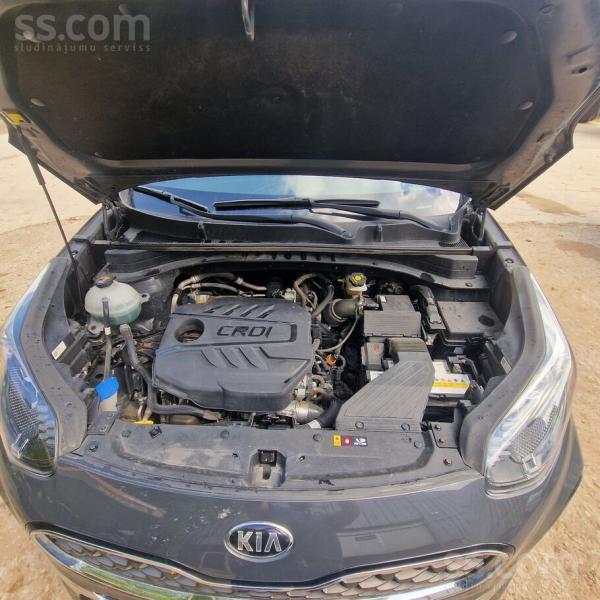 Grey Kia Sportage 2019 in Liepaja, with an engine capacity of 1.60 L and mileage of 74 thousand km for 14800 €, photo 6 on AUTOMOTO.COM.LV