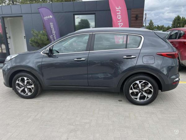 Grey Kia Sportage 2019 in Taurage, with an engine capacity of 1.60 L and mileage of 214 thousand km for 10900 €, photo 7 on AUTOMOTO.COM.LV