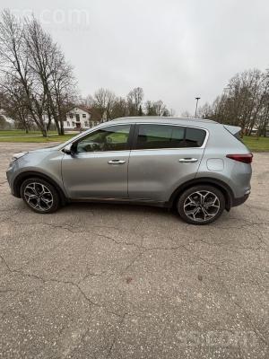 Pelēks Kia Sportage 2019 Cēsis, ar dzinēja tilpumu 2.00 L un nobraukumu 185 tūkst. km par 14500 €, foto  vietnē AUTOMOTO.COM.LV