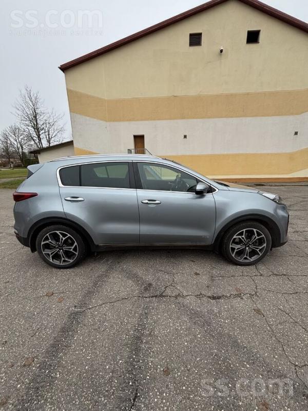Серый Киа Sportage 2019 в Цесис, объемом двигателя 2.00 л и пробегом 185 тыс. км за 14500 €, фото 10 на AUTOMOTO.COM.LV