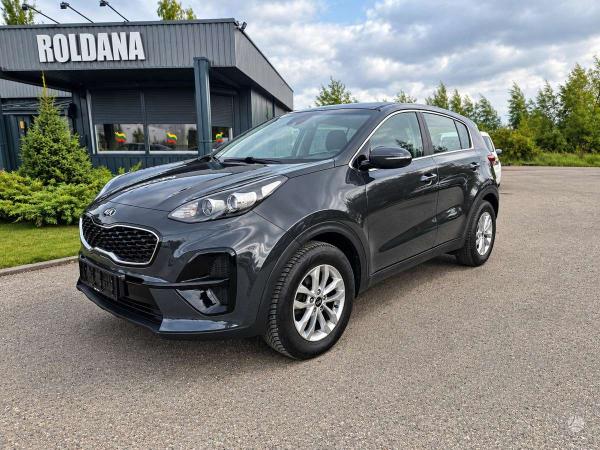 Kia Sportage 2019 in Pakruojis on AUTOMOTO.COM.LV Grey Kia Sportage 2019 in Pakruojis, with an engine capacity of 1.60 L and mileage of 147 thousand km for 10500 €, photo 1 on AUTOMOTO.COM.LV