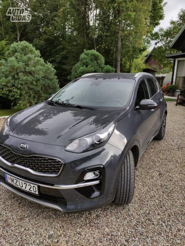 Grey Kia Sportage 2019 in Vilnius, with an engine capacity of 1.60 L and mileage of 110 thousand km for 16000 €, photo 3 on AUTOMOTO.COM.LV