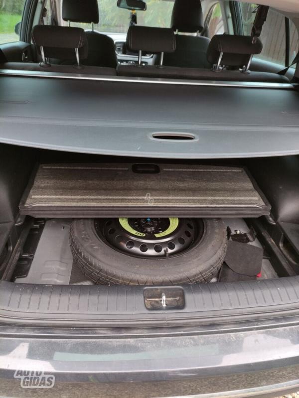 Grey Kia Sportage 2019 in Vilnius, with an engine capacity of 1.60 L and mileage of 110 thousand km for 16000 €, photo 8 on AUTOMOTO.COM.LV