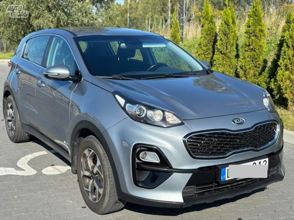 Grey Kia Sportage 2019 in Kaunas, with an engine capacity of 1.60 L and mileage of 205 thousand km for 12800 €, photo 1 on AUTOMOTO.COM.LV