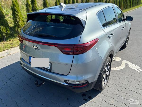 Grey Kia Sportage 2019 in Kaunas, with an engine capacity of 1.60 L and mileage of 205 thousand km for 12800 €, photo 8 on AUTOMOTO.COM.LV