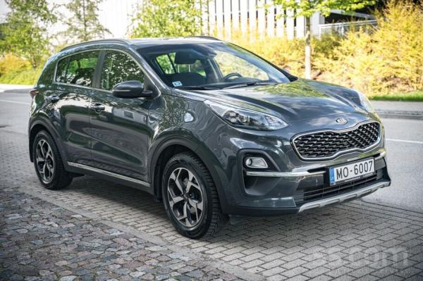 Pelēks Kia Sportage 2020 Rīga, ar dzinēja tilpumu 1.60 L un nobraukumu 195 tūkst. km par 13990 €, foto 3 vietnē AUTOMOTO.COM.LV