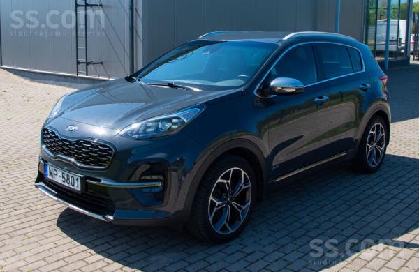 Grey Kia Sportage 2020 in Liepaja, with an engine capacity of 1.60 L and mileage of 60 thousand km for 19390 €, photo 2 on AUTOMOTO.COM.LV