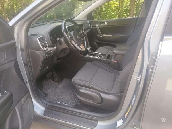 Pelēks Kia Sportage 2020 Radviliškis, ar dzinēja tilpumu 1.60 L un nobraukumu 78 tūkst. km par 16200 €, foto 5 vietnē AUTOMOTO.COM.LV