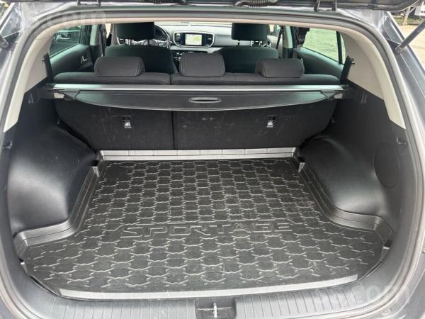 Серый Киа Sportage 2020 в Рига, объемом двигателя 1.60 л и пробегом 137 тыс. км за 13900 €, фото 10 на AUTOMOTO.COM.LV