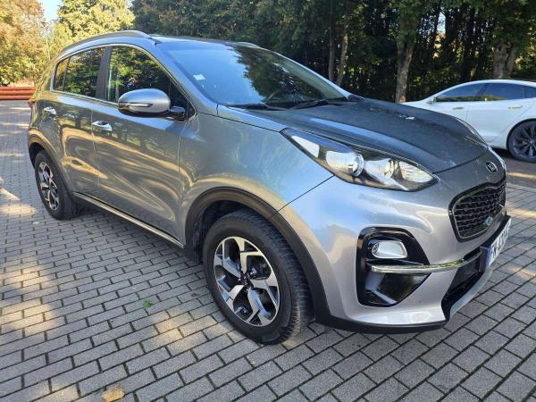 Grey Kia Sportage 2020 in Taurage, with an engine capacity of 1.60 L and mileage of 191 thousand km for 11100 €, photo 4 on AUTOMOTO.COM.LV
