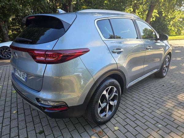 Grey Kia Sportage 2020 in Taurage, with an engine capacity of 1.60 L and mileage of 191 thousand km for 11100 €, photo 5 on AUTOMOTO.COM.LV