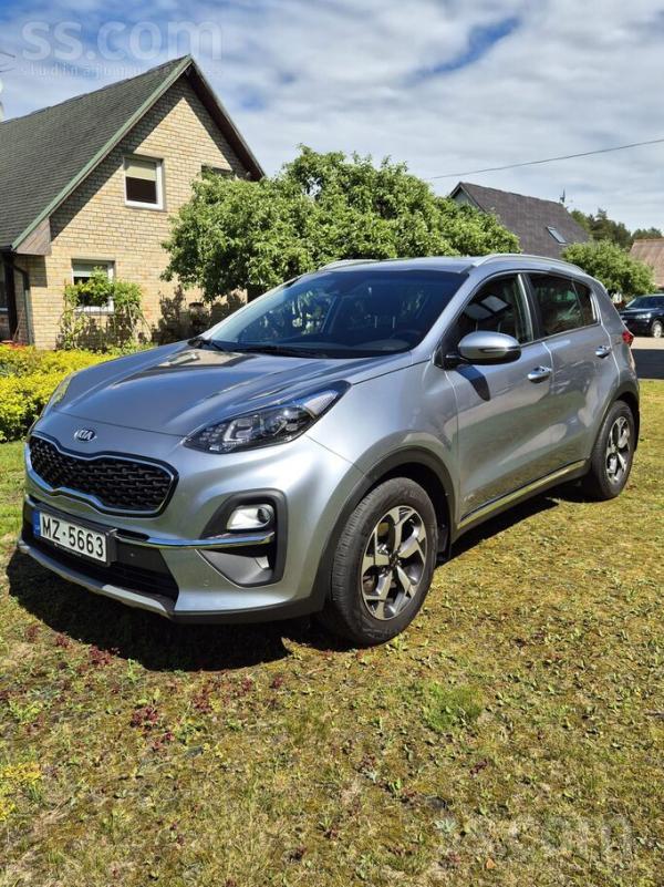 Серый Киа Sportage 2021 в Рига, объемом двигателя 1.60 л и пробегом 79 тыс. км за 17900 €, фото 1 на AUTOMOTO.COM.LV